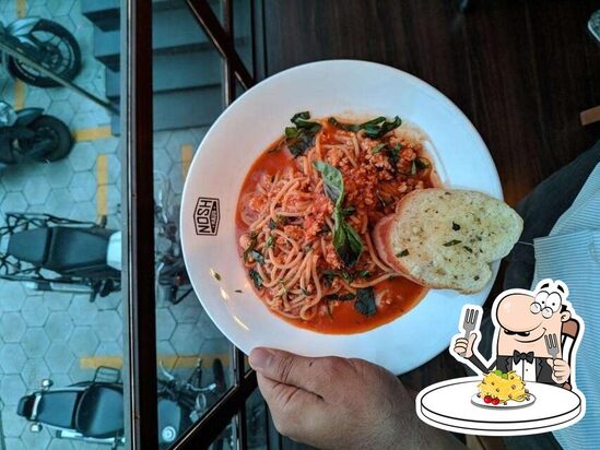 NOSH HAUS, Aluva, Thomas Aykareth Square - Restaurant menu and reviews