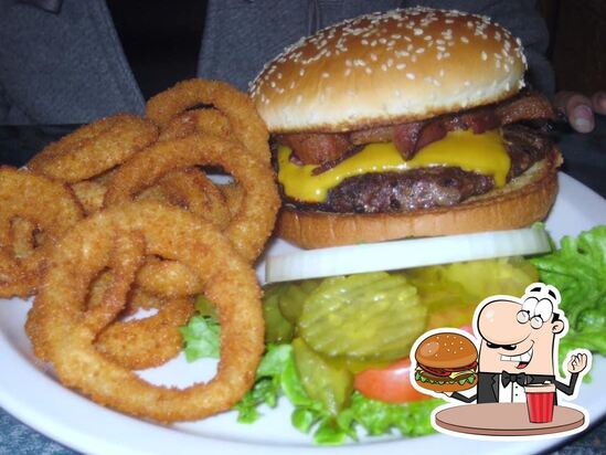 Froggies Pub & Grill in Visalia - Restaurant menu and reviews