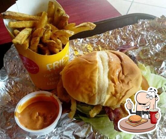 Comida rápida Good Times Burgers & Frozen Custard, Fort Collins, 501 S ...