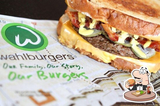 Wahlburgers @ Hy-Vee in Shakopee - Restaurant reviews