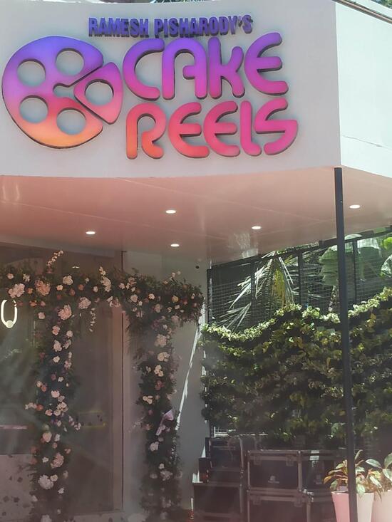 Menu at Ramesh Pisharody's Cake Reels, Kochi, Metro Pillar 1000