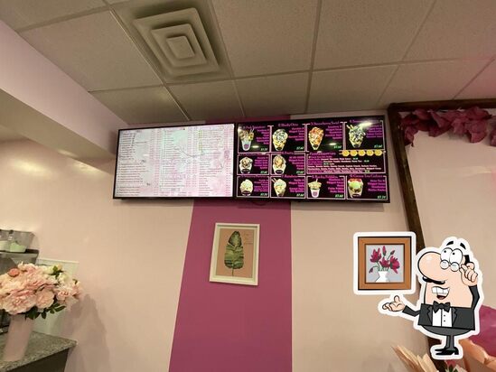 Menu at Pink Tea pub & bar, Bloomington