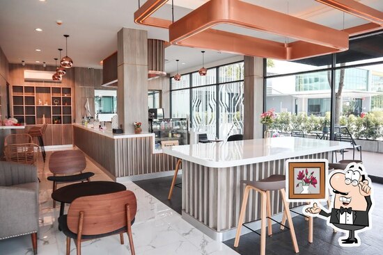 I AM Cafe & Residence, Bangkok - Restaurant reviews