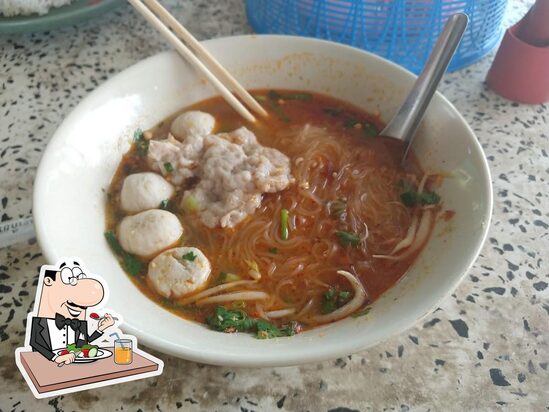 เจ๊อ้อย อาหารตามสั่ง ก๋วยเตี๋ยว, Ban Tok - Menú del restaurante, precios y reseñas