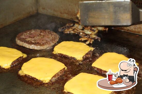Royston Drive In in Royston - Restaurant menu and reviews
