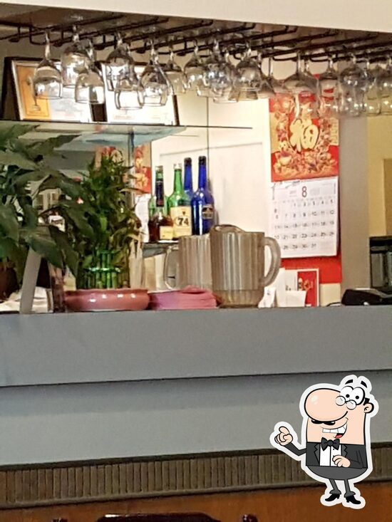 Golden Pearl Restaurant, North Vancouver - Restaurant menu, prices and ...