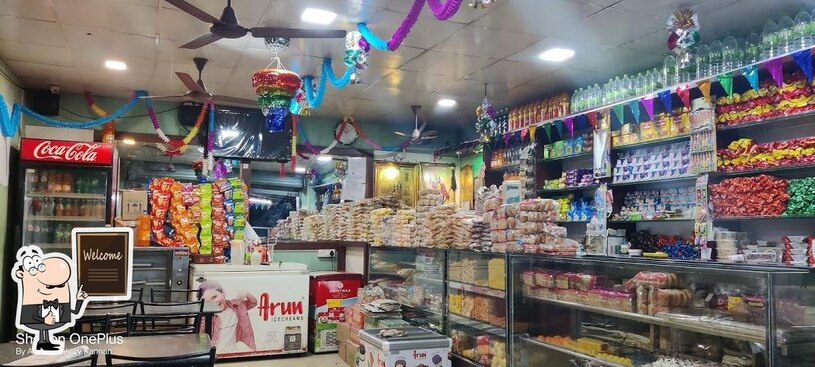 Menu at Arasan Bakery, India