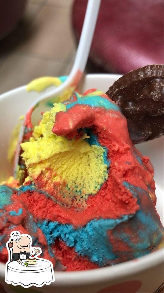 Laura Secord, 2300 Yonge St in Toronto - Restaurant menu and reviews