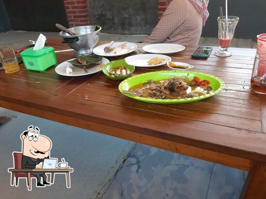 Warung Kampoeng Bu Joko restaurant, Magetan - Restaurant reviews