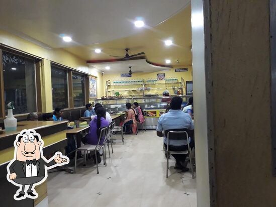 Vasantha Bhavan Restaurant, Thanjavur, 306/65 - Restaurant reviews