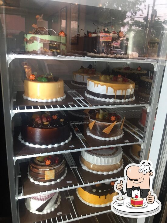 CLOVER Bakeshoppe, Medan - Restaurant menu, prices and reviews