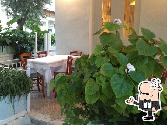 Τα Κανάρια, Moschato, Faliro - Restaurant menu, prices and reviews