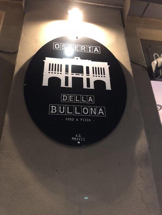 Menu at Bullona pizzeria, Milan, Via Piero della Francesca 64