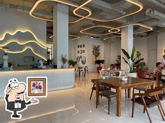 Botanic Coffee, Batam - Restaurant menu, prices and reviews