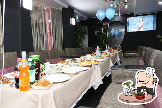 GURU CAFE : eat drink dance (구루 카페 Гуру кафе), Daegu - Restaurant reviews