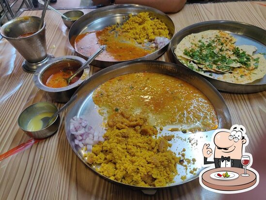 श्री राम कृपा दाल बाटी भण्डार, Ratlam - Restaurant menu, prices and reviews