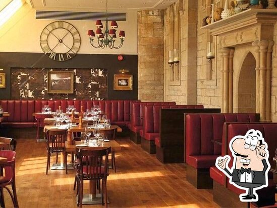 Macdonald Inchyra Hotel & Spa in Maddiston - Restaurant menu and reviews
