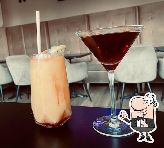 Manhattan Lounge, Pinto - Menú del restaurante, precios y reseñas