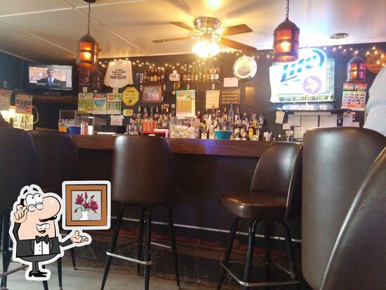 Carta de Lodge/Sasquatch Saloon & Restaurant, Shieldsville