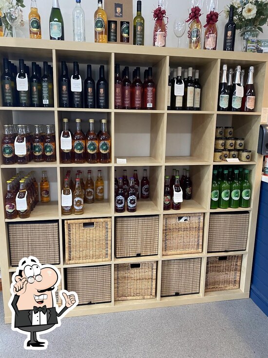 Pant Du Vineyard and Cafe, Penygroes - Restaurant menu, prices and reviews