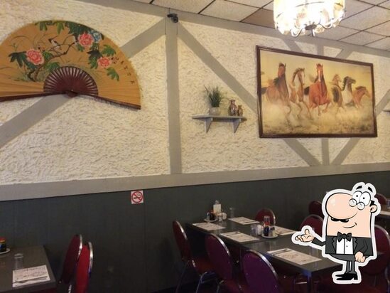 Menu at Tidbit Restaurant, Carman