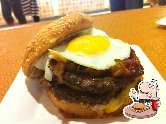 Mahaloha Burger Waikiki, 2233 Kalākaua Ave in Honolulu - Restaurant ...