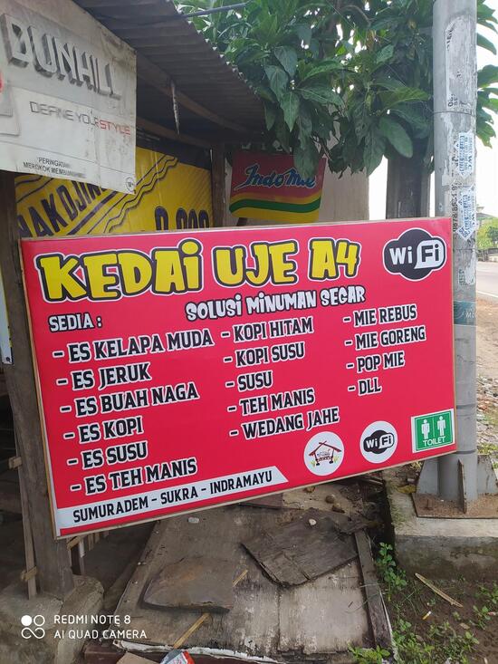 Carta del café KEDAI UJE A5 ES KELAPA MUDA sedia Wi-fi.id, Indonesia