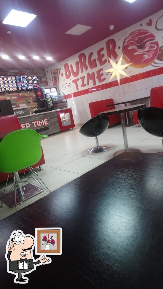 Menu at Burger Time restaurant, Tuma
