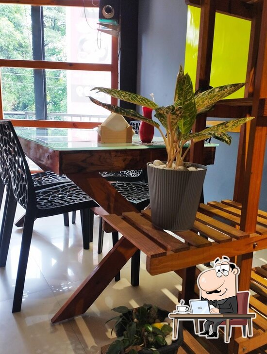 FFC FAVOURITE FRIED CHICKEN, Ernakulam - Restaurant menu, prices and ...