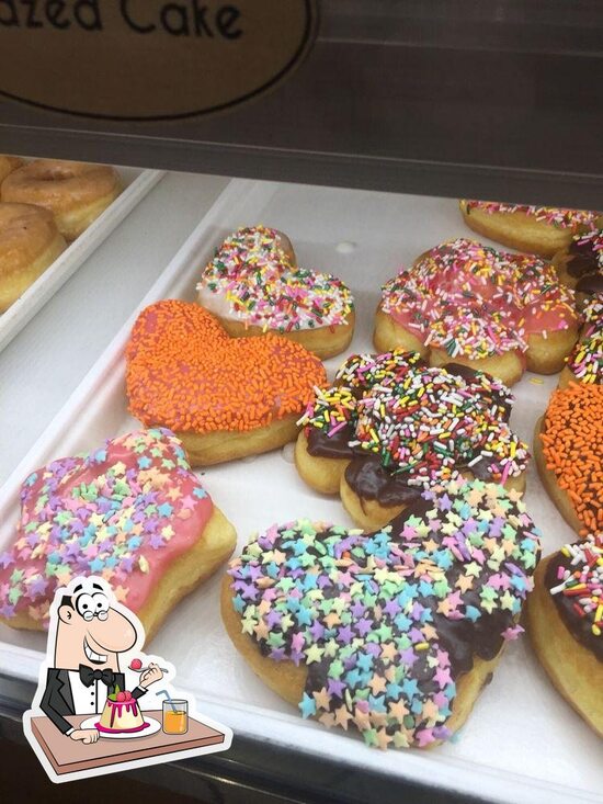 Sarah Donuts, 2136 N Decatur Rd in Decatur - Restaurant reviews