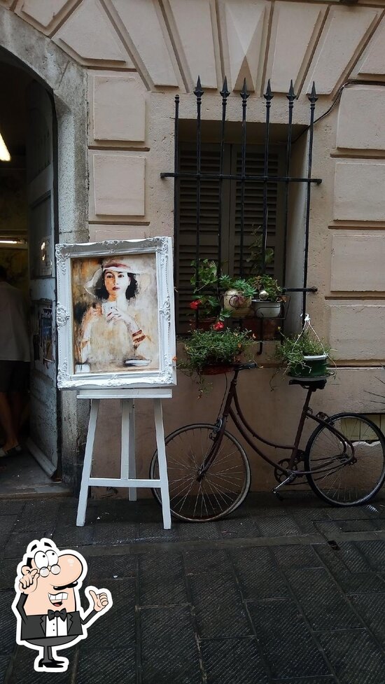 Babouchka, Menton, 6 Rue de Bréa