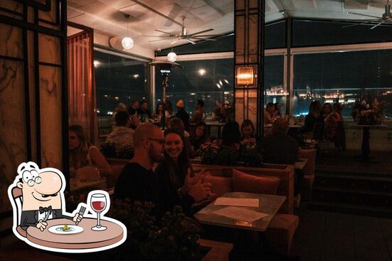 Circa Rooftop Lounge Bar & Restaurant in Maroochydore - Restaurant reviews