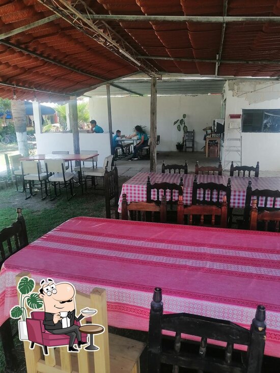 Menu at Mariscos el CAPITAN restaurant, Puebla City