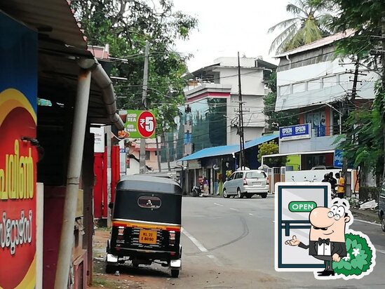 Malabar Cafe, Thiruvananthapuram, GWX4+7R3 - Restaurant reviews