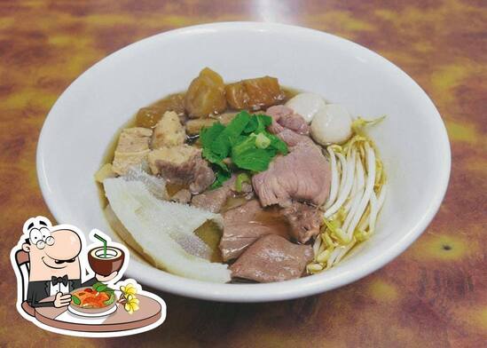 Rot Chun Yeam Beef Noodle (Pratunum) restaurant, Bangkok - Restaurant ...