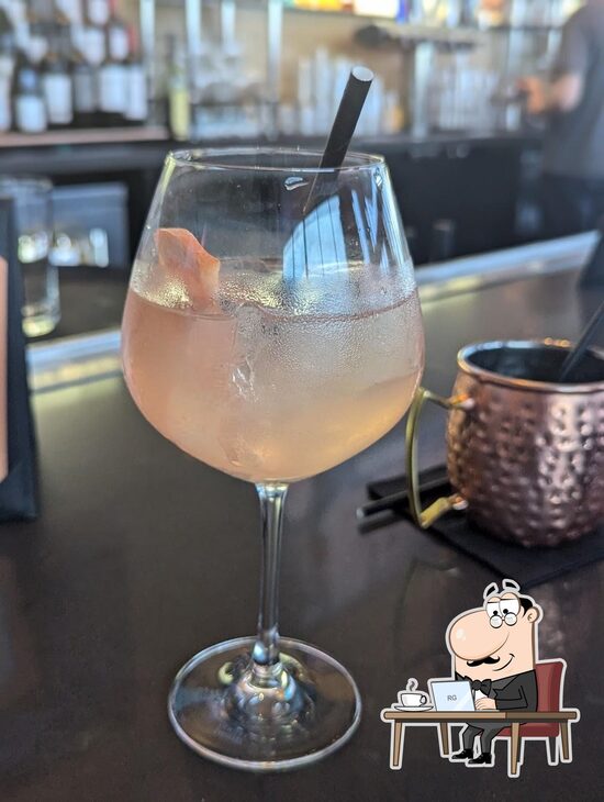 Bar 32, Cleveland, Tower City - Restaurant menu, prices and reviews