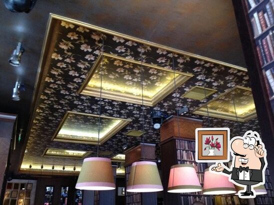 Baroque cafe bar, Drama - Restaurant reviews