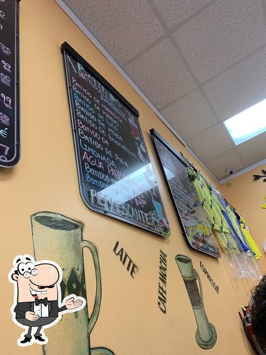 Menu at La Candelaria Bakery, Tamiami