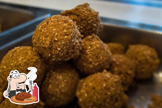Mezza Lebanese Kitchen, 6 Forest Hills Pkwy in Dartmouth - Restaurant ...
