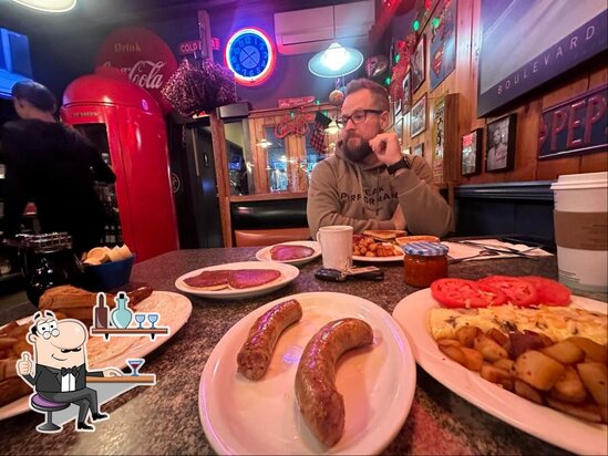 West Town Bar & Grill, Hamilton - Restaurant menu, prices and reviews