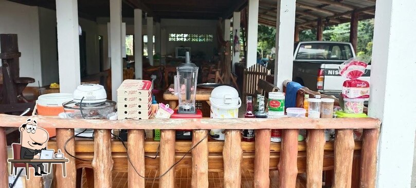 Menu at ร้านพิชซ่าพอใจ, Thung Saliam