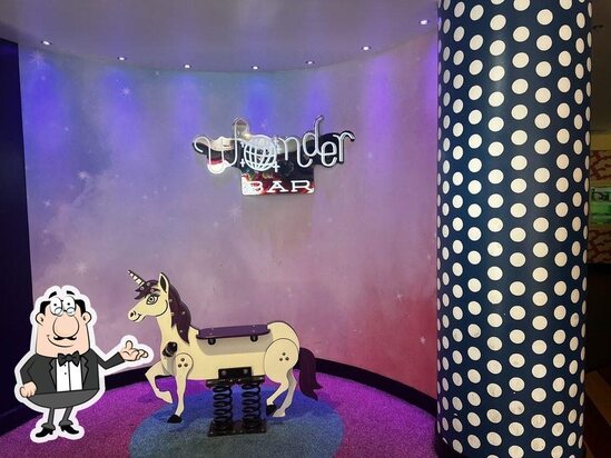 Wonder Bar, Houston - Restaurant menu, prices and reviews