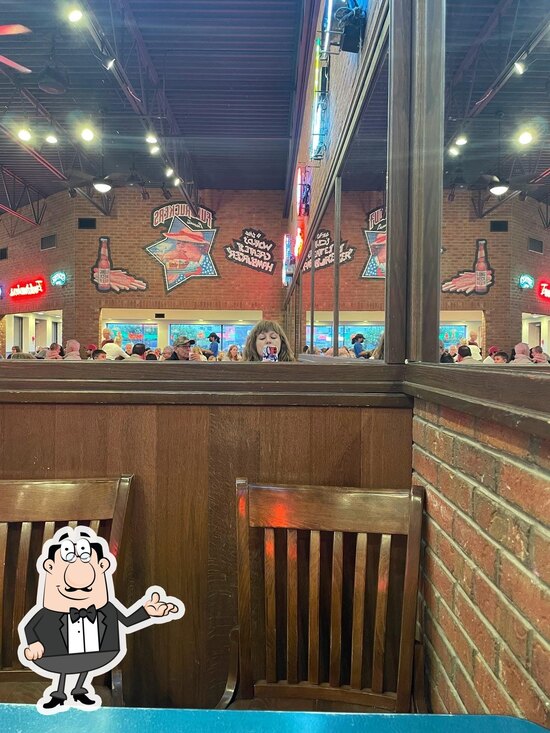 Fuddruckers, Saskatoon - Restaurant menu, prices and reviews