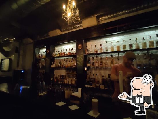 Caledonia Bar, 1609 2nd Ave in New York City - Restaurant menu and reviews