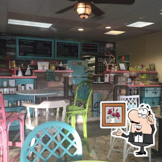 Tea Largo Beverage Co. in Lakeland - Restaurant menu and reviews