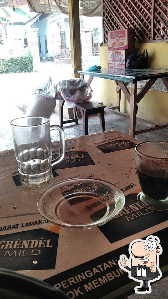 Menu at Solaris restaurant, Sutojayan