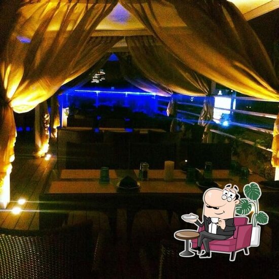 Skylit Rooftop Dining, Bengaluru, Cubbon Park - Restaurant menu, prices ...