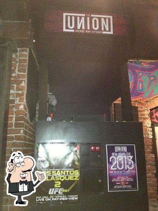 The Union Roseville- Restaurant, Brew Pub, Sports Bar, Live ...