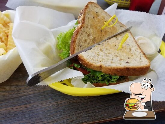 The Choo Choo, 600 Lee St in Des Plaines - Restaurant menu and reviews