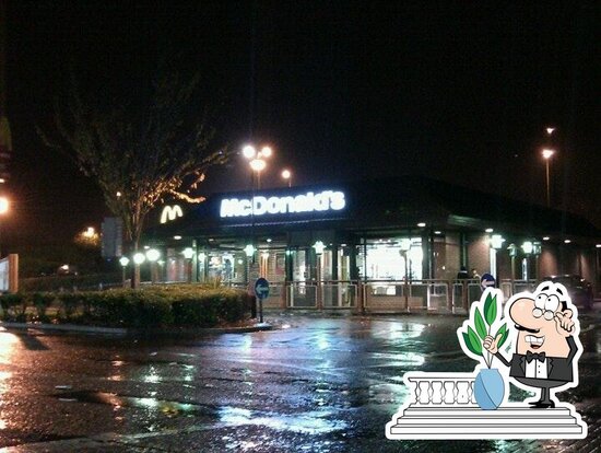 Menu at McDonald's fast food, Farnborough, Farnborough Gate